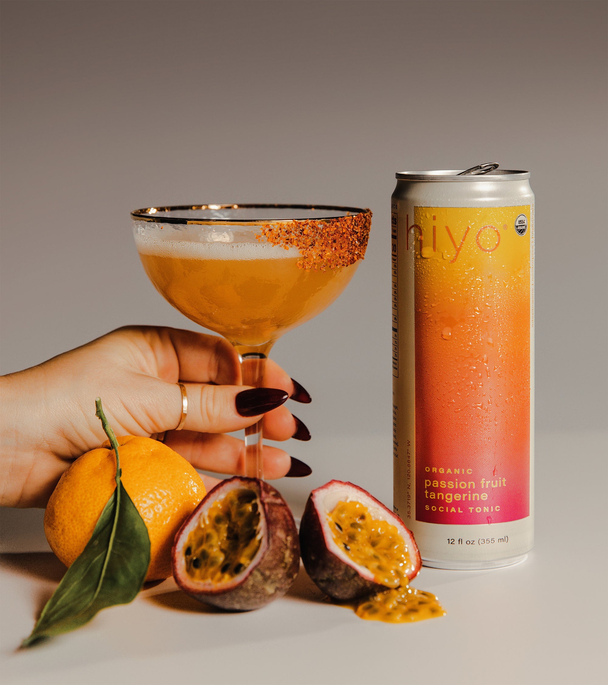 hiyo | non-alcoholic functional seltzers