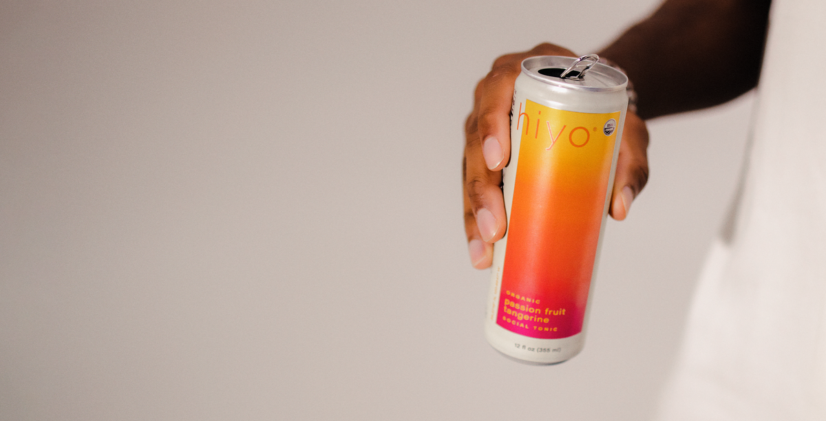 hiyo | passion fruit tangerine, non-alcoholic functional seltzer